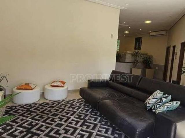 Casa de Condomínio para venda em Granja Viana de 358.00m² com 3 Quartos, 3 Suites e 7 Garagens