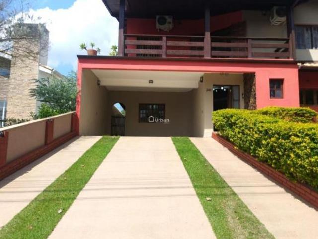 Casa de Condomínio para venda em Granja Viana de 362.09m² com 3 Quartos, 1 Suite e 4 Garagens