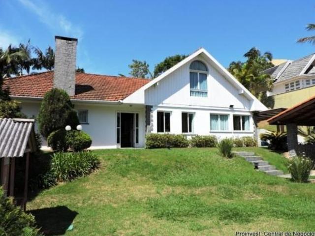 Casa de Condomínio para venda em Granja Viana de 400.00m² com 3 Quartos, 2 Suites e 5 Garagens