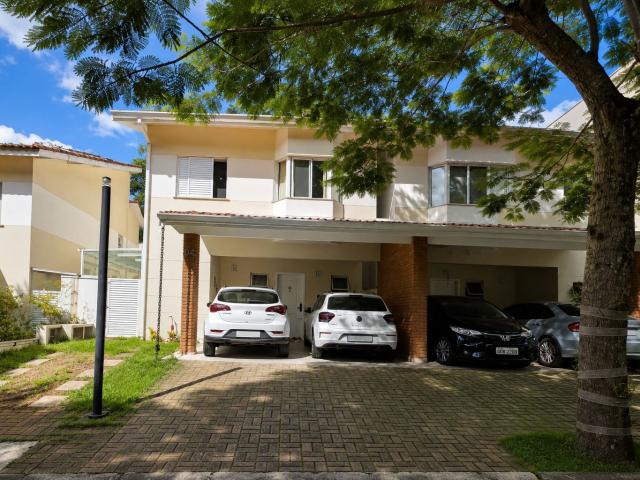 Casa de Condomínio para venda em Granja Viana em Cotia São Paulo de 154.00m² com 4 Quartos, 1 Suíte e 4 Garagens
