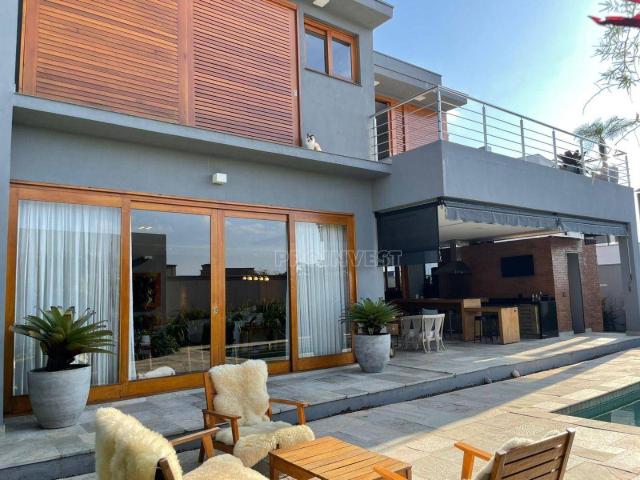 Casa de Condomínio para venda em Granja Viana em Cotia São Paulo de 370.00m² com 3 Quartos, 3 Suítes e 6 Garagens