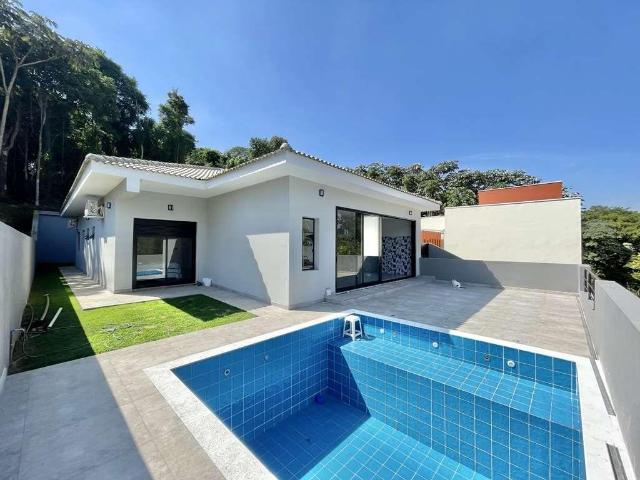 Casa de Condomínio para venda em Granja Viana em Cotia São Paulo de 321.00m² com 3 Quartos, 3 Suítes e 4 Garagens