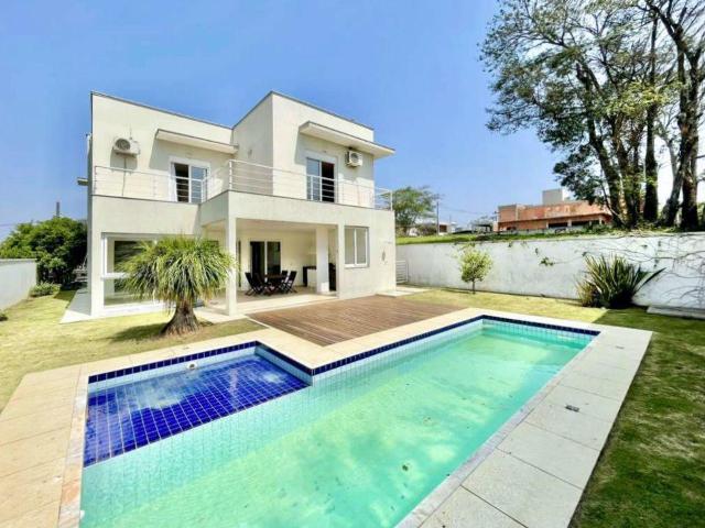 Casa de Condomínio para venda em Granja Viana em Cotia São Paulo de 332.74m² com 4 Quartos, 4 Suítes e 5 Garagens