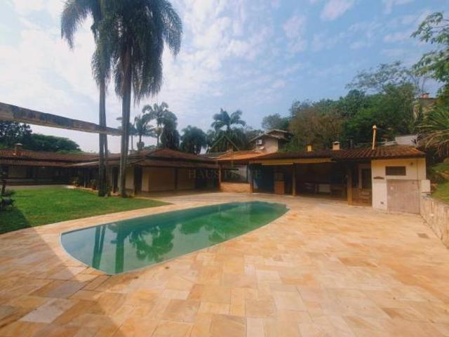 Casa de Condomínio para venda em Granja Viana Ii de 320.00m² com 3 Quartos, 2 Suites e 8 Garagens