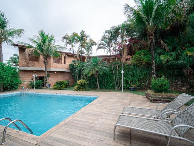 Casa de Condomínio para venda em Granja Viana Ii em Cotia São Paulo de 437.00m² com 4 Quartos, 4 Suítes e 8 Garagens