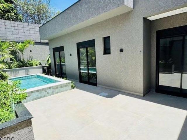 Casa de Condomínio para venda em Green Valley de 175.00m² com 3 Quartos, 3 Suites e 2 Garagens