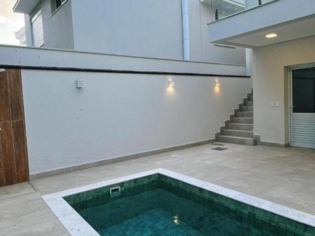 Casa de Condomínio para venda em Green Valley de 282.00m² com 3 Quartos, 3 Suites e 4 Garagens