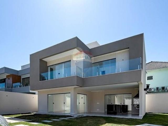 Casa de Condomínio para venda em Guaratiba em Rio De Janeiro Rio de Janeiro de 320.00m² com 3 Quartos, 3 Suítes e 4 Garagens