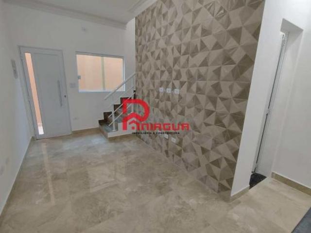 Casa de Condomínio para venda em Guilhermina de 55.00m² com 2 Quartos e 1 Garagem