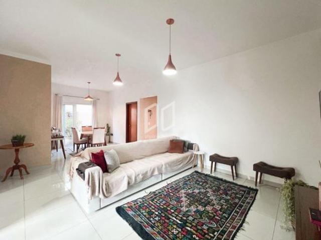 Casa de Condomínio para venda em Horto de 175.00m² com 3 Quartos, 3 Suites e 4 Garagens