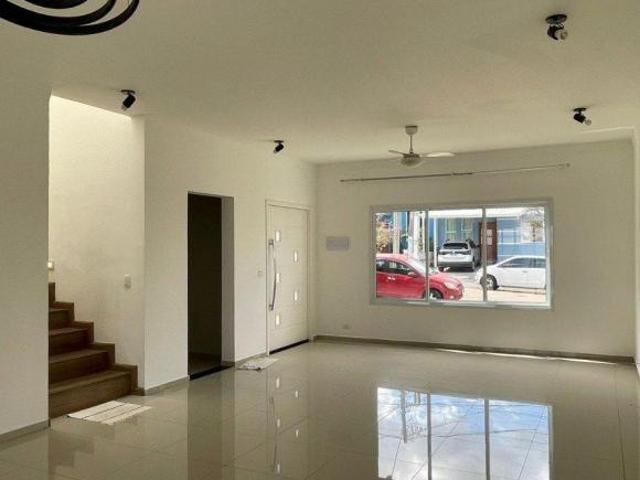 Casa de Condomínio para venda em Horto Florestal de 163.00m² com 3 Quartos, 1 Suite e 2 Garagens