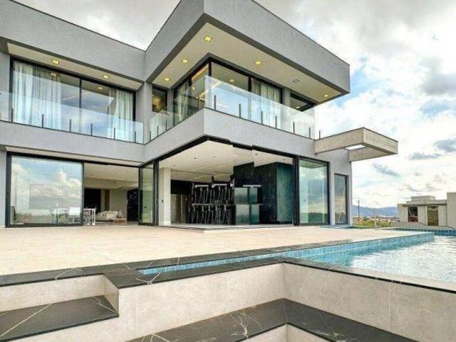 Casa de Condomínio para venda em Horto Florestal de 547.00m² com 5 Quartos, 5 Suites e 7 Garagens