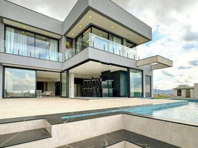 Casa de Condomínio para venda em Horto Florestal de 547.00m² com 5 Quartos, 5 Suites e 7 Garagens