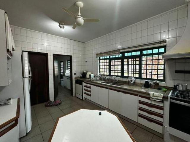 Casa de Condomínio para venda em Iate Clube De Campinas de 630.00m² com 6 Quartos, 5 Suites e 5 Gara