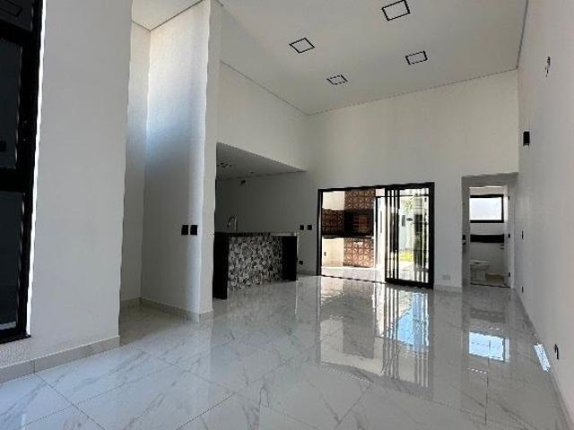 Casa de Condomínio para venda em Iporanga em Sorocaba São Paulo de 160.00m² com 3 Quartos, 3 Suítes e 4 Garagens