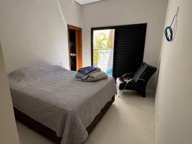 Casa de Condomínio para venda em Ipanema de 165.00m² com 3 Quartos, 1 Suite e 2 Garagens