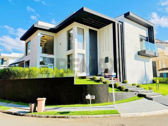 Casa de Condomínio para venda em Itapeva em Votorantim São Paulo de 460.00m² com 4 Quartos, 4 Suítes e 5 Garagens
