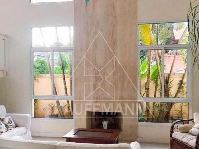 Casa de Condomínio para Venda em Jandira, 4 quartos Suítes, 6 Vagas 580m² A.C