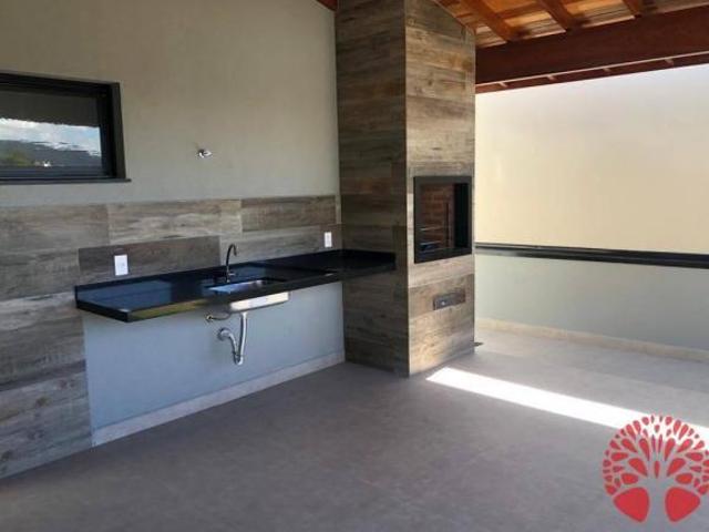 Casa de Condomínio para venda em Jacaré de 166.00m² com 3 Quartos, 1 Suite e 2 Garagens