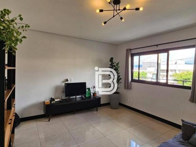 Casa de Condomínio para venda em Jacaré de 170.00m² com 3 Quartos, 1 Suite e 2 Garagens