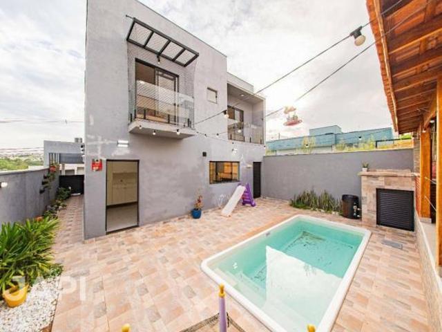 Casa de Condomínio para venda em Jacaré de 232.00m² com 3 Quartos, 3 Suites e 4 Garagens