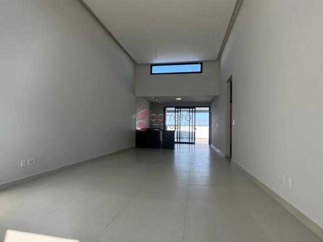 Casa de Condomínio para venda em Jacaré em Cabreúva São Paulo de 240.00m² com 3 Quartos, 1 Suíte e 2 Garagens
