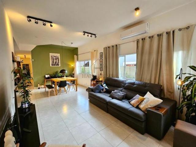 Casa de Condomínio para venda em Jardim Colibri de 196.00m² com 3 Quartos, 3 Suites e 4 Garagens