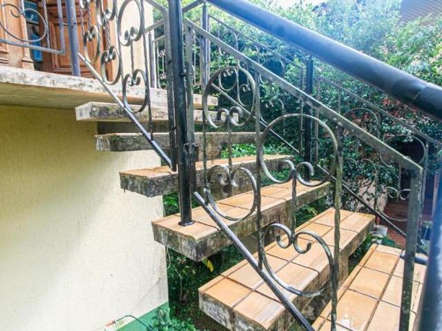 Casa de Condomínio para venda em Jardim Colibri de 330.00m² com 4 Quartos, 4 Suites e 6 Garagens