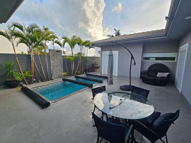 Casa de Condomínio para venda em Jardim Colonial de 309.00m² com 4 Quartos, 4 Suites e 3 Garagens