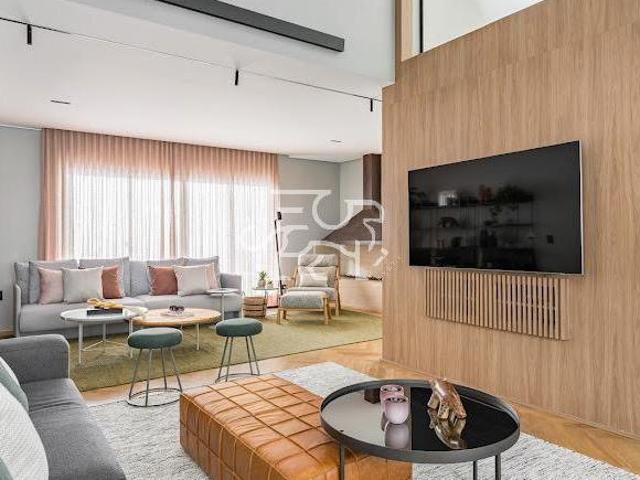 Casa de Condomínio para venda em Jardim Cordeiro de 544.00m² com 5 Quartos, 4 Suites e 4 Garagens