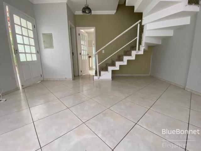 Casa de Condomínio para venda em Jardim Caxambu de 132.00m² com 3 Quartos, 1 Suite e 2 Garagens