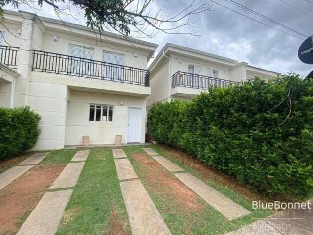 Casa de Condomínio para venda em Jardim Carolina de 111.00m² com 3 Quartos, 1 Suite e 2 Garagens