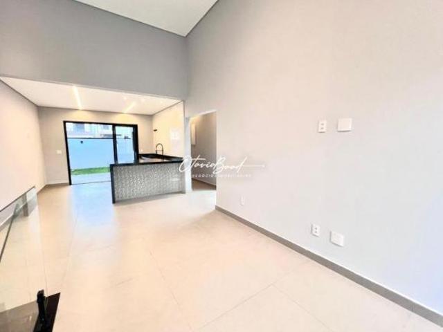 Casa de Condomínio para venda em Jardim Celeste de 128.00m² com 3 Quartos, 1 Suite e 4 Garagens