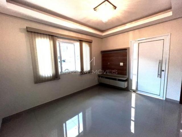 Casa de Condomínio para venda em Jardim Celeste de 136.00m² com 3 Quartos, 1 Suite e 4 Garagens