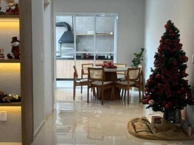 Casa de Condomínio para venda em Jardim Celeste de 152.00m² com 3 Quartos, 1 Suite e 4 Garagens