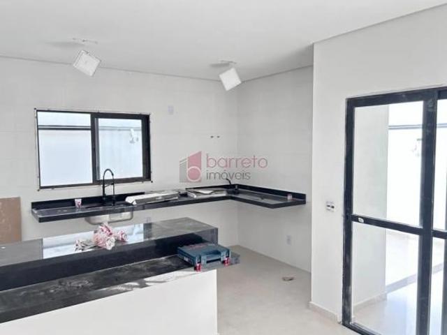 Casa de Condomínio para venda em Jardim Celeste de 152.00m² com 3 Quartos, 1 Suite e 4 Garagens