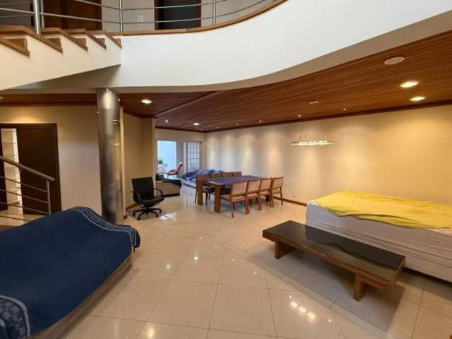 Casa de Condomínio para venda em Jardim Chapadão de 680.00m² com 6 Quartos, 4 Suites e 6 Garagens