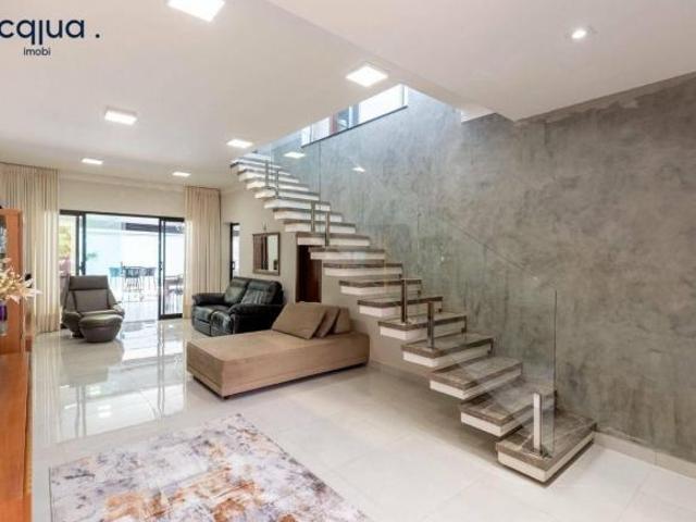 Casa de Condomínio para venda em Jardim Cibeli de 224.00m² com 3 Quartos e 3 Suites