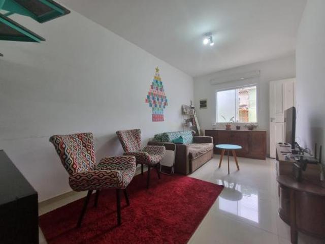 Casa de Condomínio para venda em Jardim Cristina de 80.00m² com 3 Quartos, 1 Suite e 2 Garagens