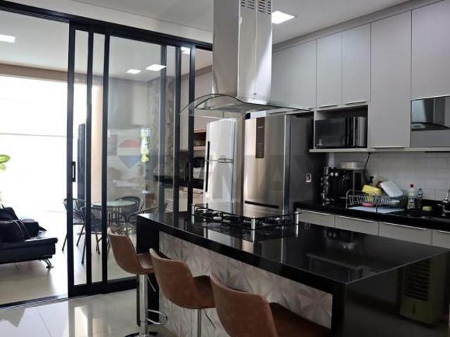 Casa de Condomínio para venda em Recreio Das Acácias de 147.00m² com 3 Quartos, 3 Suites e 4 Garagen