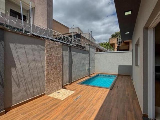 Casa de Condomínio para venda em Jardim Cybelli de 148.00m² com 3 Quartos, 3 Suites e 4 Garagens