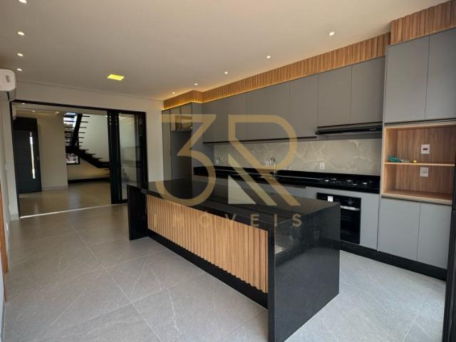 Casa de Condomínio para venda em Jardim Cybelli em Ribeirão Preto São Paulo de 193.00m² com 4 Quartos, 4 Suítes e 4 Garagens