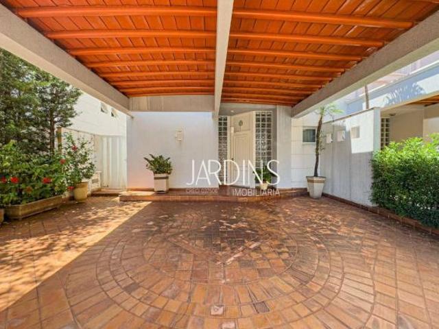 Casa de Condomínio para venda em Jardim Botânico de 198.00m² com 3 Quartos, 1 Suite e 2 Garagens