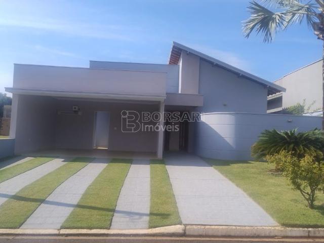 Casa de Condomínio para venda em Jardim Bounganville em Araraquara São Paulo de 196.00m² com 3 Quartos, 1 Suíte e 4 Garagens
