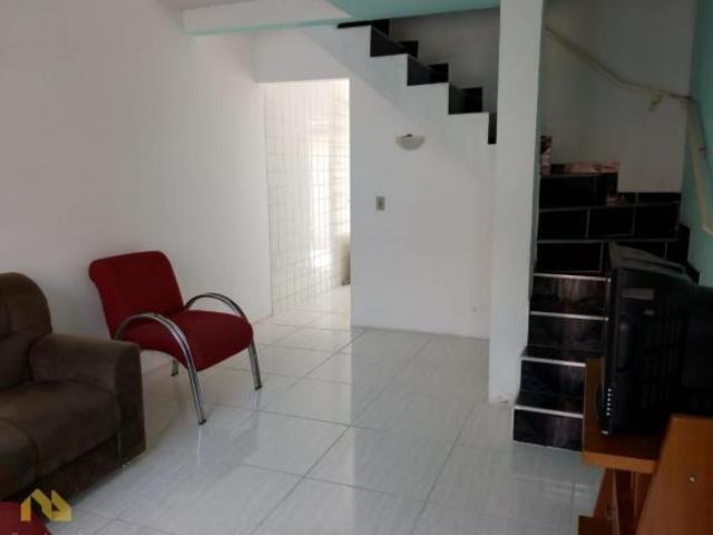 Casa de Condomínio para venda em Jardim Bela Vista de 60.00m² com 2 Quartos e 2 Garagens