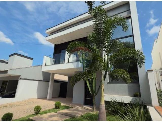 Casa de Condomínio para venda em Jardim Golden Park Residencial de 182.00m² com 3 Quartos, 1 Suite e