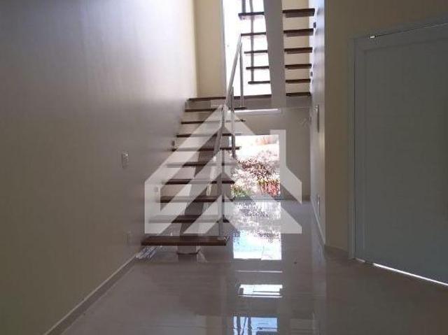 Casa de Condomínio para venda em Jardim Do Horto de 200.00m² com 3 Quartos, 1 Suite e 2 Garagens