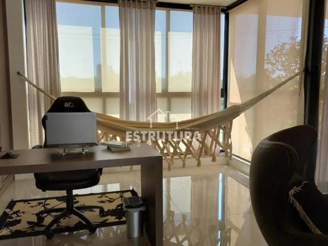 Casa de Condomínio para venda em Jardim Do Horto de 380.00m² com 3 Quartos, 1 Suite e 3 Garagens
