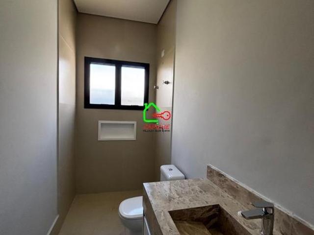 Casa de Condomínio para venda em Jardim Do Lago de 180.00m² com 3 Quartos, 3 Suites e 4 Garagens