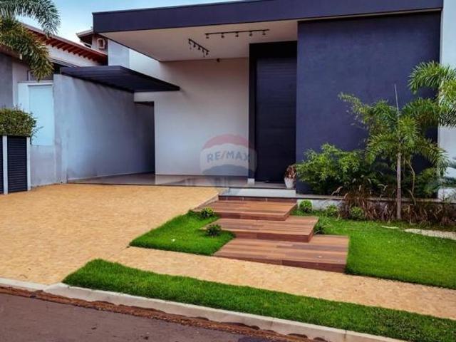 Casa de Condomínio para venda em Jardim Do Lago de 184.00m² com 3 Quartos, 1 Suite e 4 Garagens